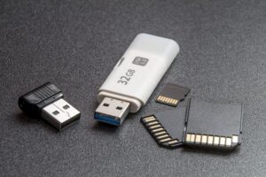 10 Merk Flashdisk Terbaik di Indonesia - Mampu